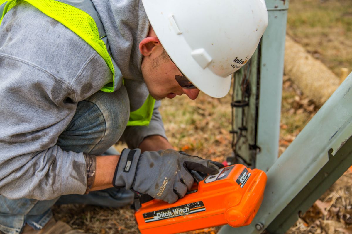 Brochures - Infrasource